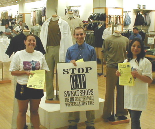 FRESNO, CA - ACTIVISTS FLYER INSIDE THE GAP TWICE : Indybay