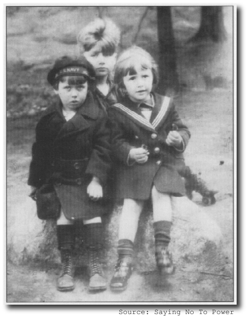 Bill Mandel celebrates a very happy 90th birthday among friends in ...