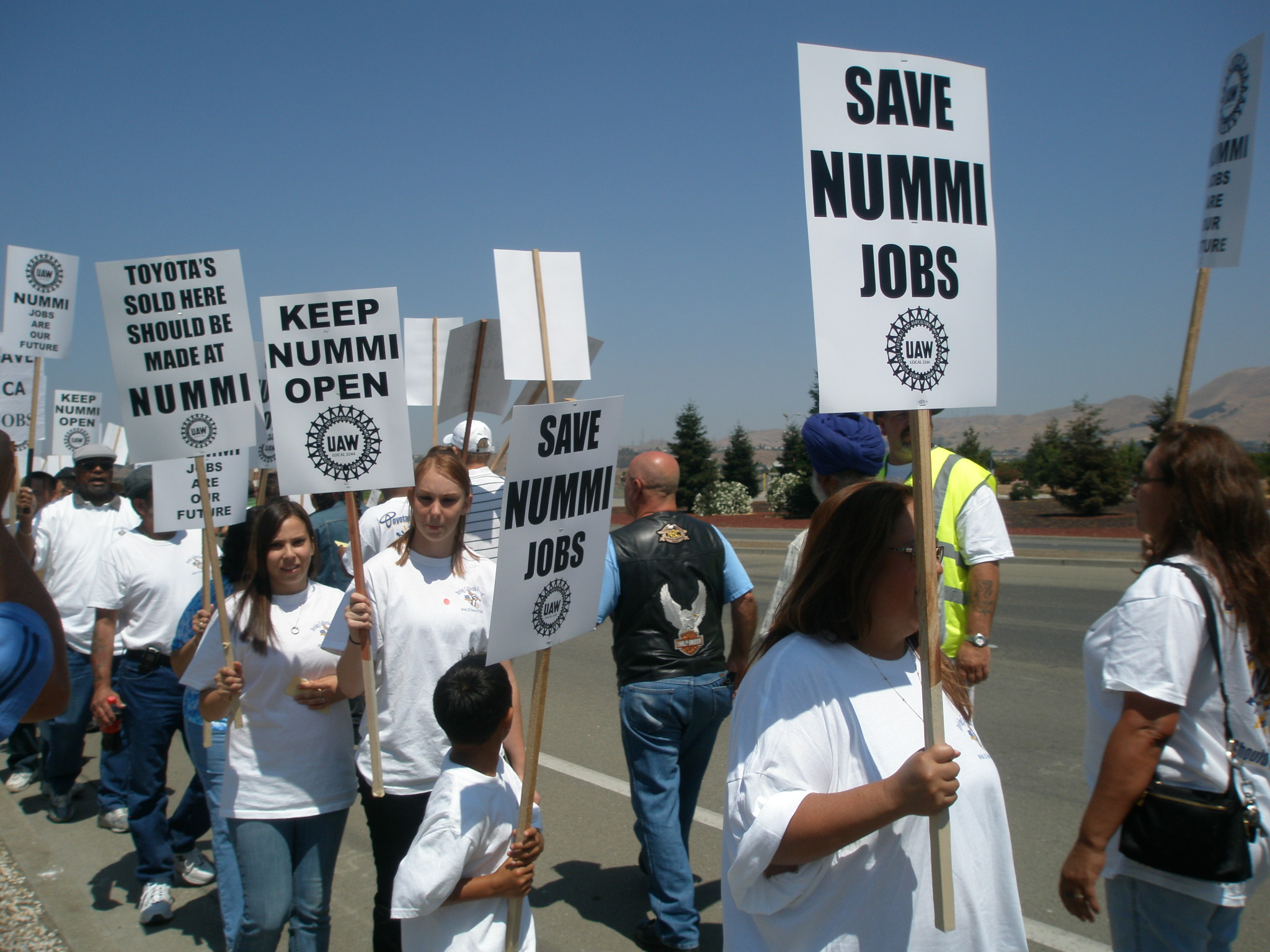 NUMMI UAW 2244 Leader Juan Castillo On GM, NUMMI & The Auto Plant ...