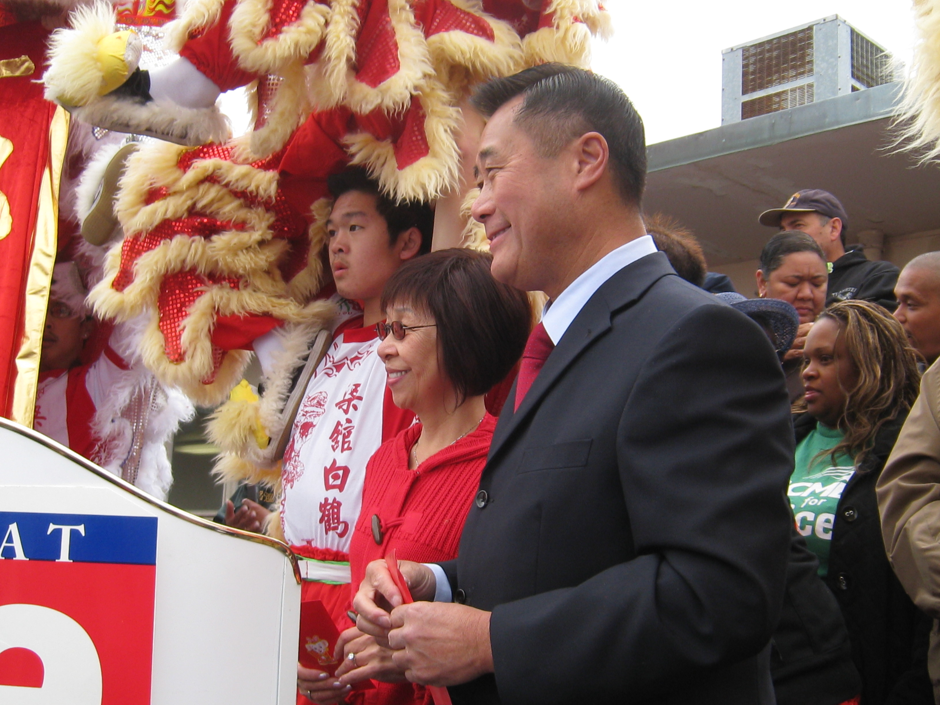 Senator Leland Yee begins his campaign for second term as Senator with ...
