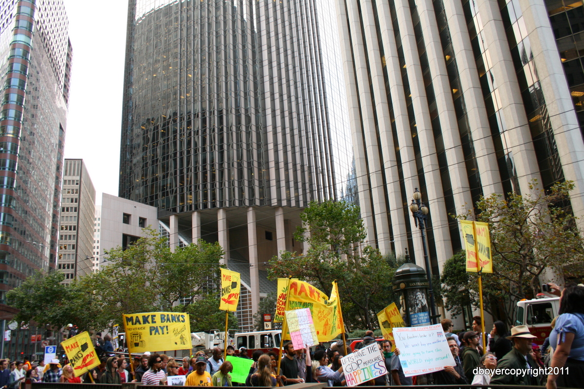 Pics and video from Occupation of the FDSF : Indybay