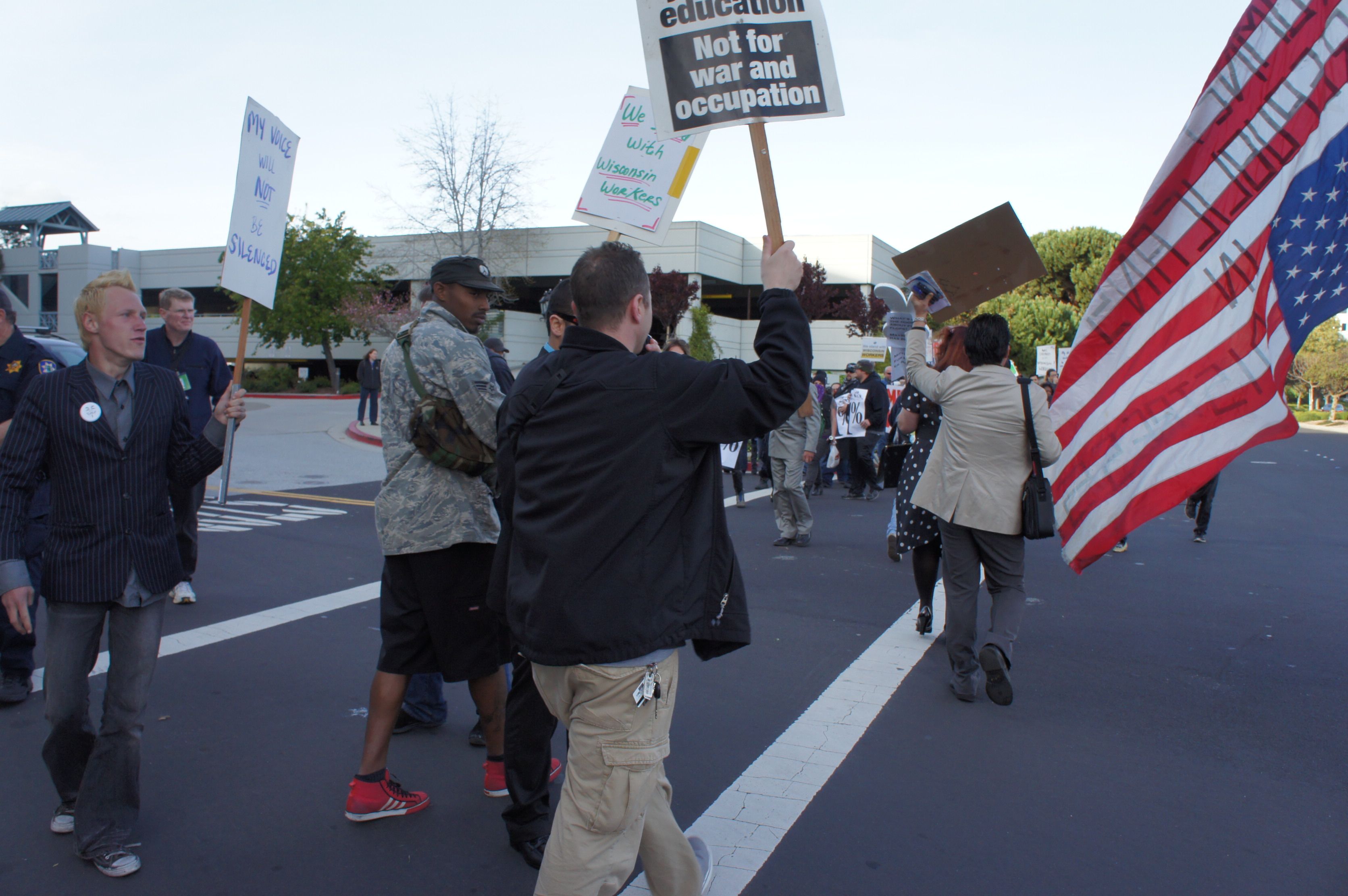 Occupy Oakland, Occupy Redwood City and Republican Spoofers Protest ...