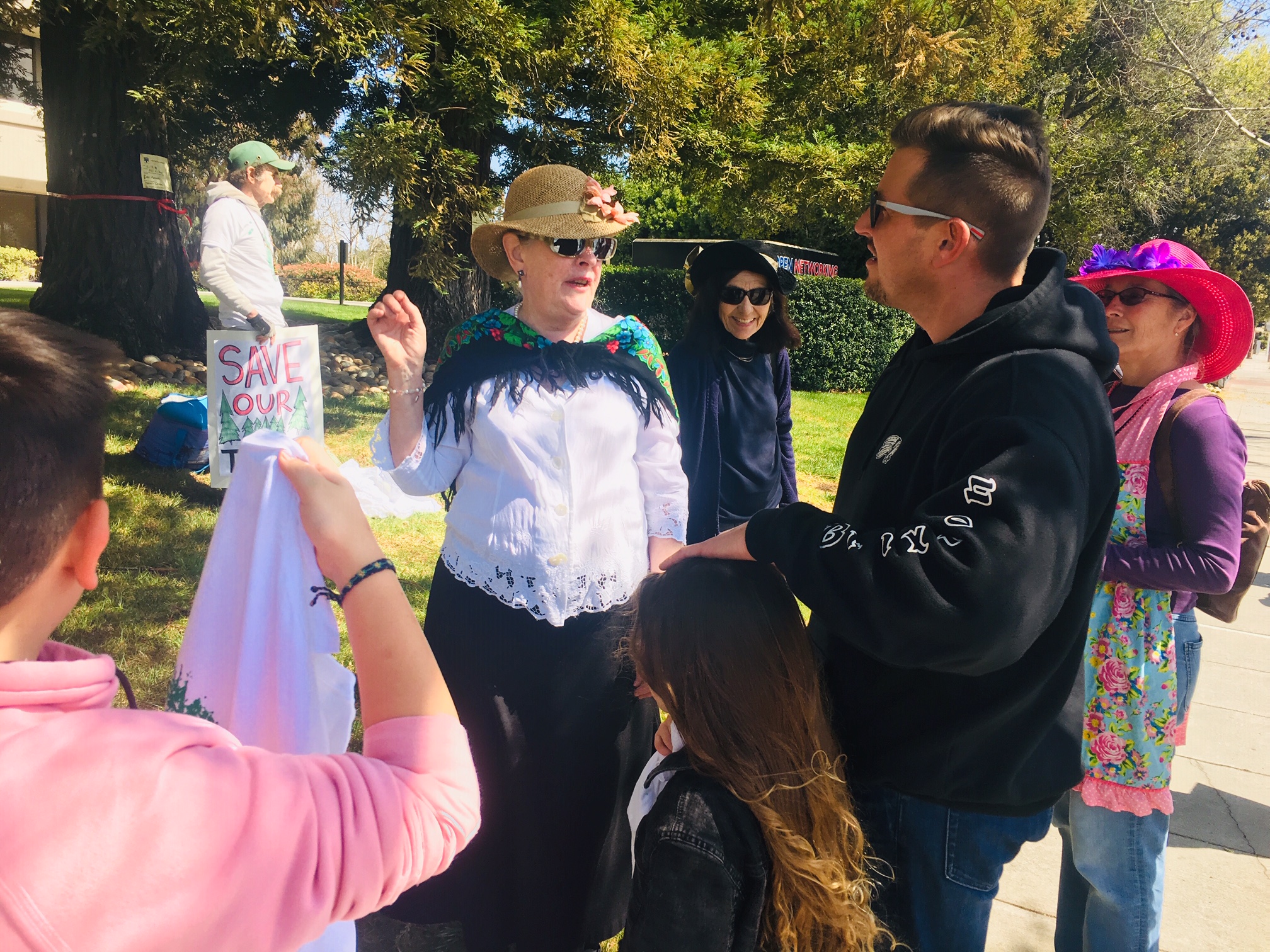 To Safeguard Redwood Trees, Protesters Demonstrate in Their Shade : Indybay
